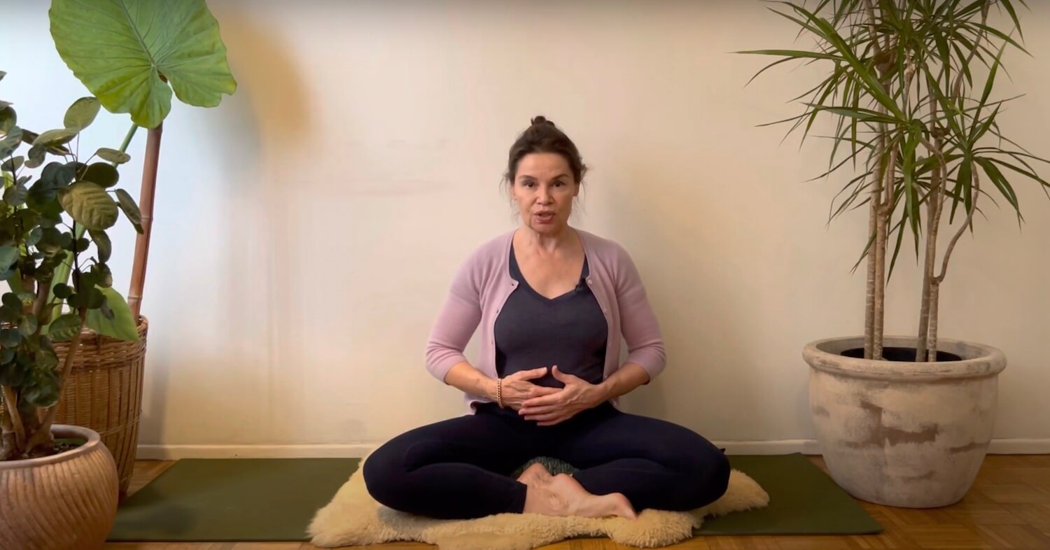 Breath of Fire / Kapalabhati - Doris Yoga Therapy